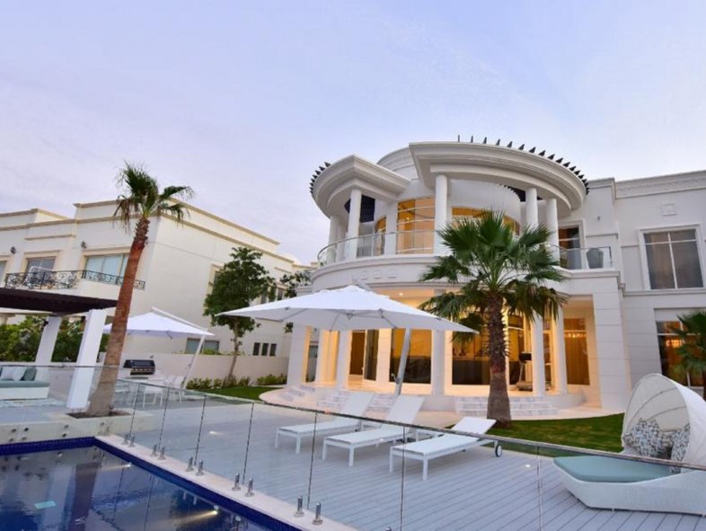 Emirates Hills Villas for Sale - Buy Exclusive Houses | Luxhabitat ...