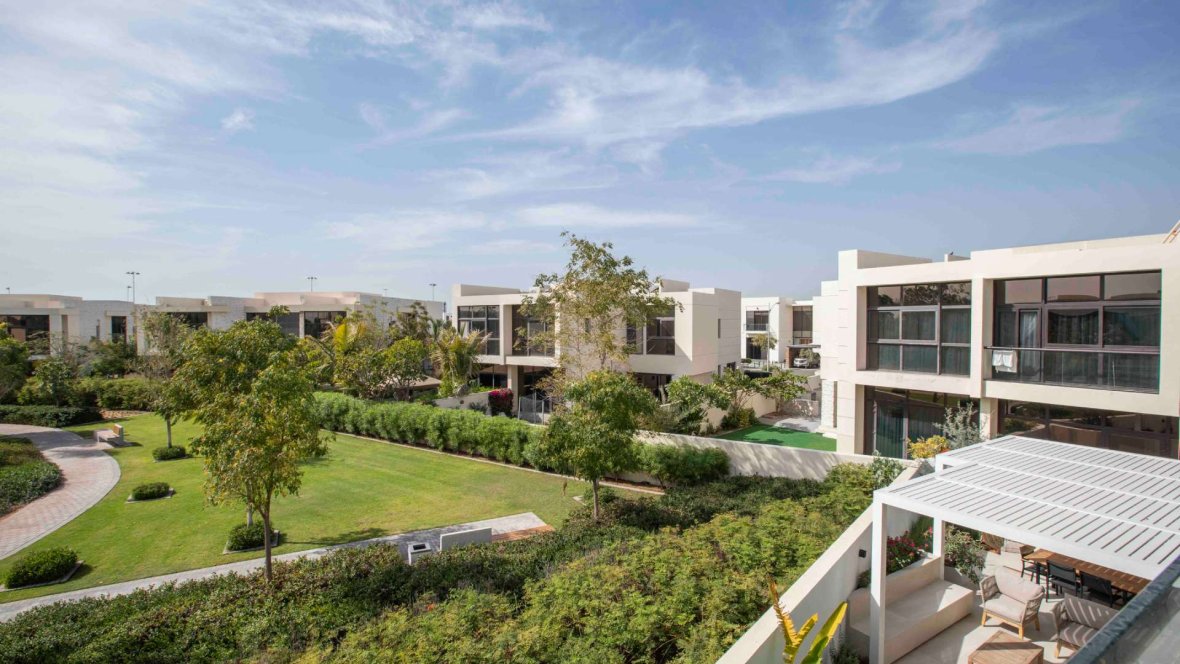 Damac Hills Area Guide - Location Map, Amenities & Community Insights ...