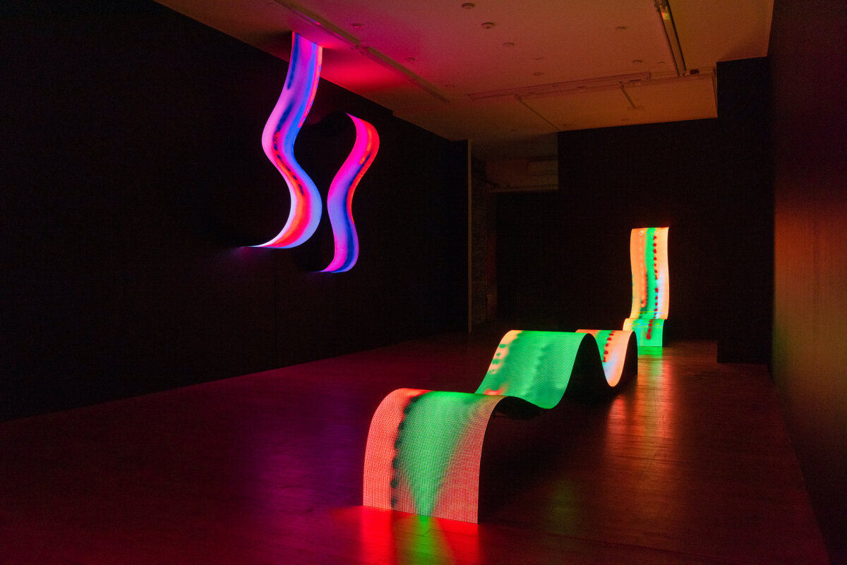 In the studio: Daniel Canogar | Luxhabitat