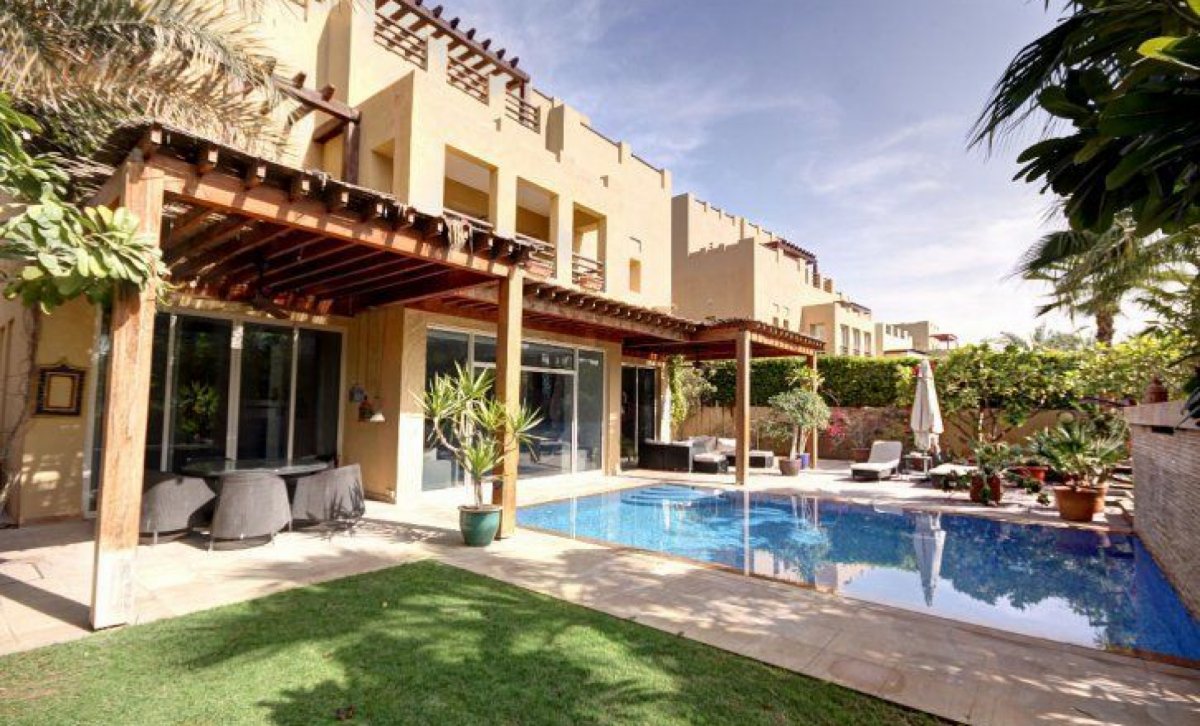 Emirates Living: Exclusivity at its Finest | Luxhabitat