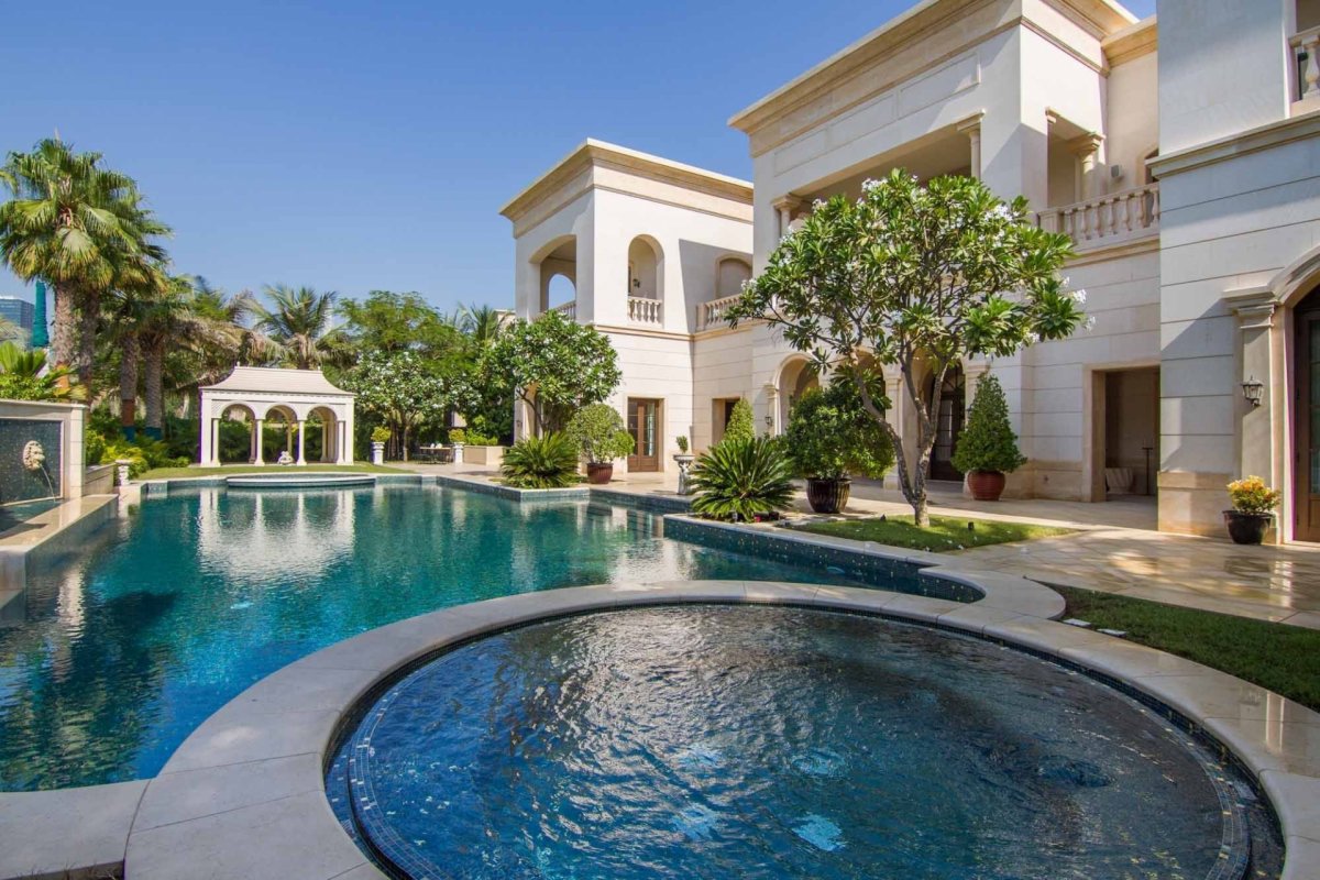 Emirates Living: Exclusivity at its Finest | Luxhabitat