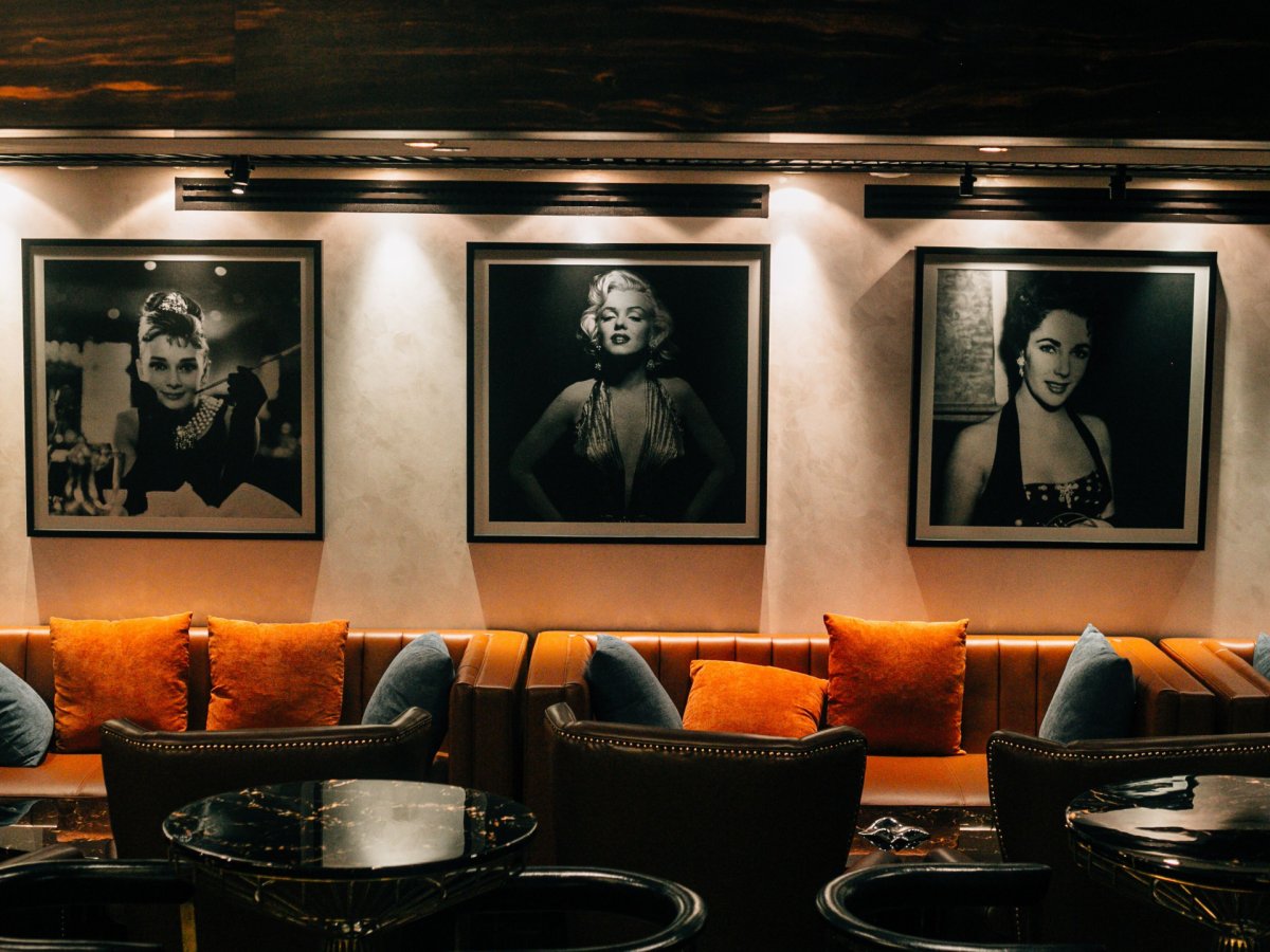 Phoenix Social Club in DIFC - Restaurant Review | Luxhabitat